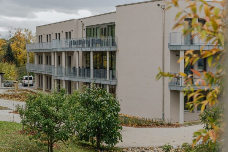 aiutanda Lebenspark „Am Weinberg“ Görlitz - aiutanda Süd-Ost GmbH ...